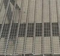 China Chain Link Edge Eye Flex Conveyor Stainless Steel Mesh Belt for sale