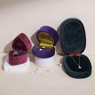 China Rich Suede Velvet Jewellery Box Custom For Wedding Day Women Engagement for sale