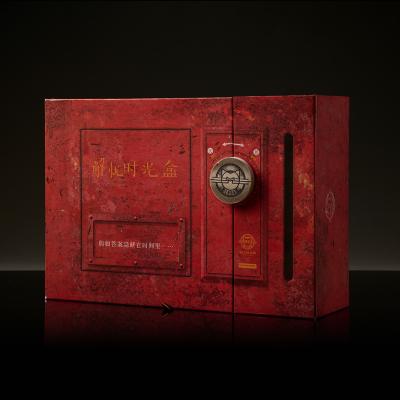 China Custom Handmade Composite Packaging Vintage Style Box With Button Complex Structural for sale