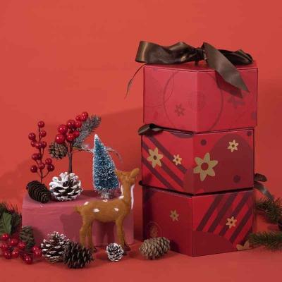 China Premium Gift Packaging Manufacturer Handmade Luxury & Sustainable Packaging Customized Premium Chocolate Gift Packaging Rigid Box With Ribbon Closure for sale