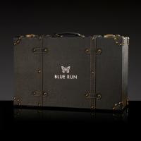 China Leather Whiskey Suitcase Packaging Three Bottles Wine Luggage Travel Case With Handle for sale