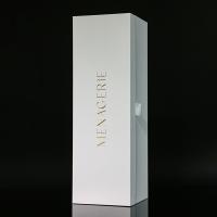 China Luxury Rectangular White Textured Magnetic Rigid Box Embossing Stamping Packaging with Insert for Premium Products for sale