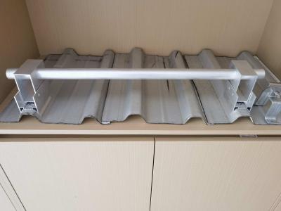 China Steel Standing Seam Roof Clips Customized For Fixing Seam Profile for sale