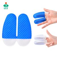 China 2 Finger Disposable Exfoliating Finger Pads Soft Mesh Face Body Scrub Mitt Deep Pore Dead Skin Remover for sale