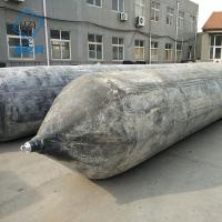 China Pneumatic Fishing Boat Lifting Airbags 8 Layers Marine Salvage Airbags 1.5m Diameter for sale