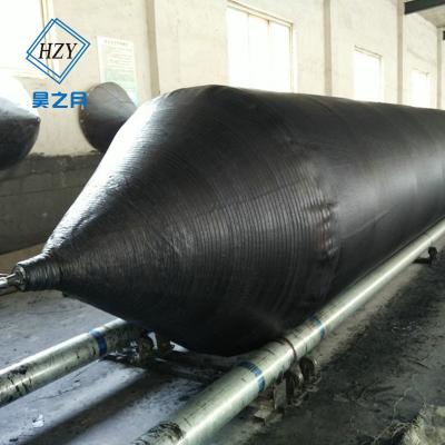 China Inflatable Heavy Lifting Airbags 0.05-0.22MPa Ship Launching Rubber Marine Balloon for sale