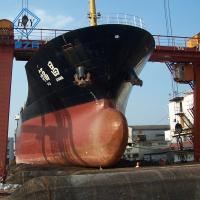 China Cargo Boat Lifting Airbag 1.5m Diameter 6 Layer Ship Launching Rubber Airbag for sale