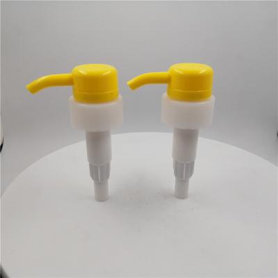 China Yellow Ribbed Closure 4cc/T Child Resistant Lotion Pump Durable 33mm for sale