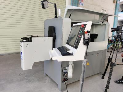 China Rotary Head 3D Wire Bending Machine , 3.5-8.0mm Automatic Wire Forming Equipment for sale