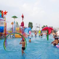 China Lanchao Kids Water Park Playground with Fiberglass Water Slide - 500kg Capacity, 12+ Year Lifespan for sale