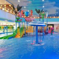 China Custom Fiberglass Water Slide for Indoor Parks - 500kg Capacity, 12+ Year Lifespan, Family Entertainment Equipment for sale