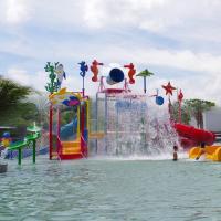China Fiberglass Spray Park Equipment With Straight Slide Erosion Resistant for sale