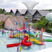 China Fiberglass Spray Park Equipment With Straight Slide Erosion Resistant for sale
