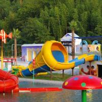 China Commercial Fiberglass Water Slide 1.9m Height 11KW Power 360 Guests/Hour Capacity for Amusement Parks for sale