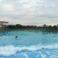 China UV Proof Artificial Blower Swim Wave Pool Equipment 45kW Power 0.3-1.2m Wave Height for Water Parks for sale