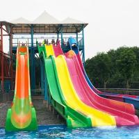 China Solid Color Open Fiberglass Amusement Park Water Slide Tube For Aqua Park for sale
