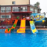 China Solid Color Open Fiberglass Amusement Park Water Slide Tube For Aqua Park for sale