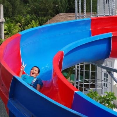 China LANCHAO-WS07 Spiral Pool Slide - 8m Height, 500kg Capacity Fiberglass Water Park Equipment for sale