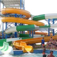 China Spiral Water Slide 8m Height 75m Length Fiberglass Aqua Park Equipment with 7.5KW Power and 120-180 Guests/Hour Capacity for sale