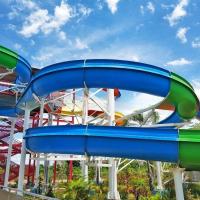 China Outdoor Fiberglass Spiral Water Slide 8m Height 11KW Power for Amusement Parks with 12+ Year Lifespan for sale