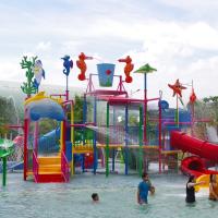 China Customizable Fiberglass Water Park Spray House with 500kg Capacity and 12+ Year Lifespan for sale