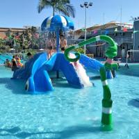 China ISO9001 Certified Water Park Bucket Slide for Kids - 7000×3800 mm Dimensions, >500kg Capacity for sale