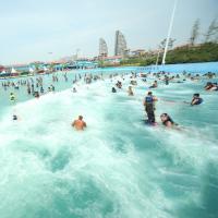 China Vacuum Tsunami Wave Pool Equipment 2m Height 55KW Power for Amusement Water Parks for sale