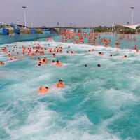 China Artificial Tsunami Wave Pool Machine 55KW with 2m Wave Height and 800-1000m² Coverage for Amusement Parks for sale