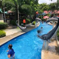 China Artificial Tidal Drift Lazy River Machine 30KW Power 100-400m Length Water Park Equipment for sale