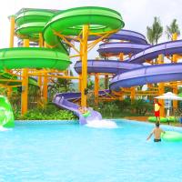 China Fiberglass Water Slide with High Capacity (>500kg), Long Working Life (>12 Years), and 12 Months Warranty for Aqua Parks for sale