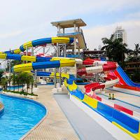China Customized Fiberglass Water Slide with Spiral Design for Adult Exciting and High Capacity (100-500kg) in Water Parks for sale