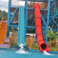 China Water Attraction Amusement Park Slides Swimming Pool Water Slide for sale