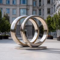 China Custom Stainless Steel Ring Sculpture 180cm H Mirror Polished Public Art for sale