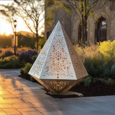 China Laser Cut Electroplated Stainless Steel Public Sculpture 120CM H Outdoor Decor for sale