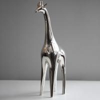 China Giraffe Casting Stainless Steel Sculpture 70CM H Indoor Animal Art for Hotel Lobby Decor for sale