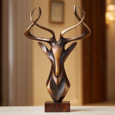 China Vintage Casting Deer Head Bronze Sculpture Lifelike Animal Statue 50cm H for Interior Decoration for sale