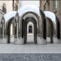 China Highly Reflective Mirror Polished Arch Sculpture for Modern Landscapes for sale