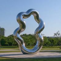 China Reflective Modern Stainless Steel Sculpture for Garden Landscape Decor for sale