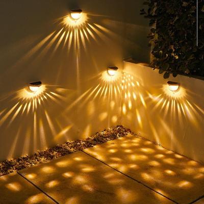 China IP66 Waterproof Solar Outdoor Night LED Sensor Light Small Decorative For Garden Fence for sale