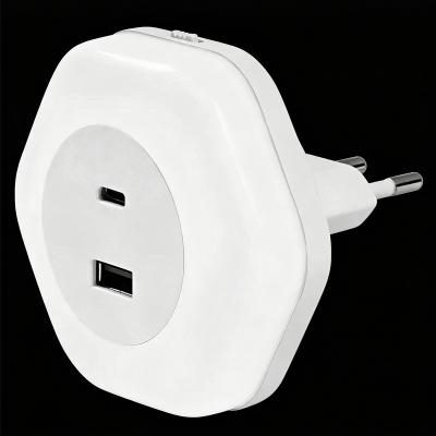 China 12W Charging USB Port TYPC Dimming Socket LED Night Light Warm White European Gauge Modern Square for Bedroom for sale