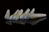 China Dental Porcelain Feldspathic Veneers For Teeth Custom Shaped for sale
