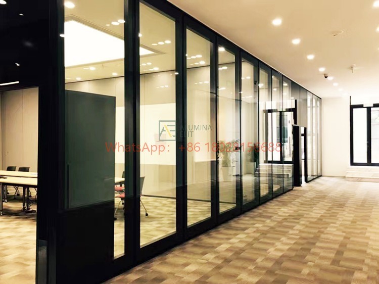 glass wall partition