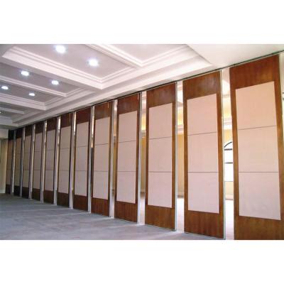 China Acoustic Movable Partition Wall Systems with 68-105mm Panel Thickness and 52-56 dB Sound Reduction for sale