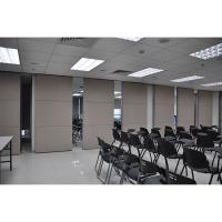 China Fireproof Movable Wooden Acoustic Folding Walls 68mm 89mm 105mm for Co-Working Spaces for sale
