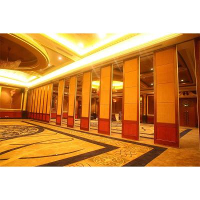 China Exhibition Movable Partition Wall retractable Flexible sliding folding walls for sale