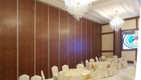 China Flexible Acoustic Partition Walls 68-105mm Thickness with 52-56dB Sound Reduction for Exhibition Halls for sale