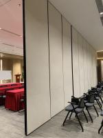 China Soundproof Accordion Room Dividers Movable Acoustic Partition Wall 68-105mm Thickness 52-56dB Sound Reduction for sale