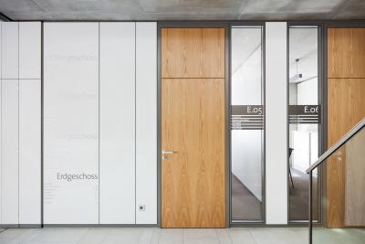China Soundproof Double Glazed Aluminum Frame Glass Partition Wall 108mm Office for sale