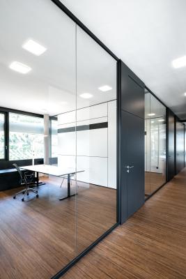 China Frameless Glass Partition Wall System 12mm Tempered Glass Aluminum Profile Office Privacy 108mm Thickness for sale
