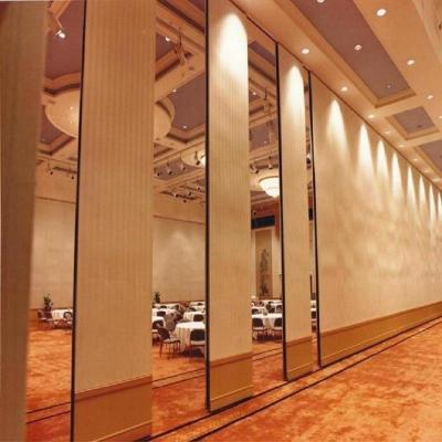 China AE65 Folding Partition Wall 600mm Element Width Movable Wall System for Laboratory for sale